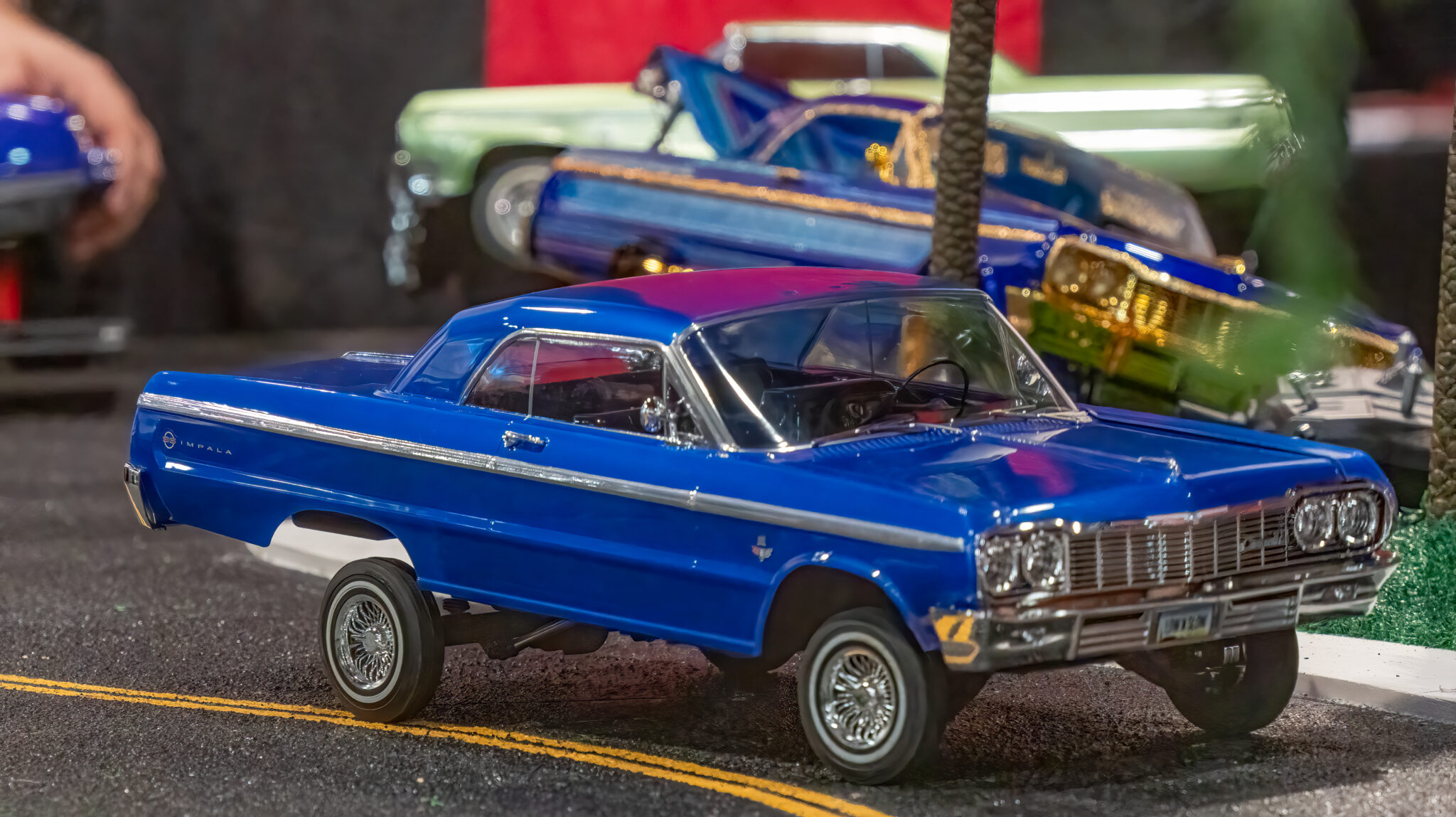 Redcat SixtyFour — radio-controlled scale-model hopping lowrider ...