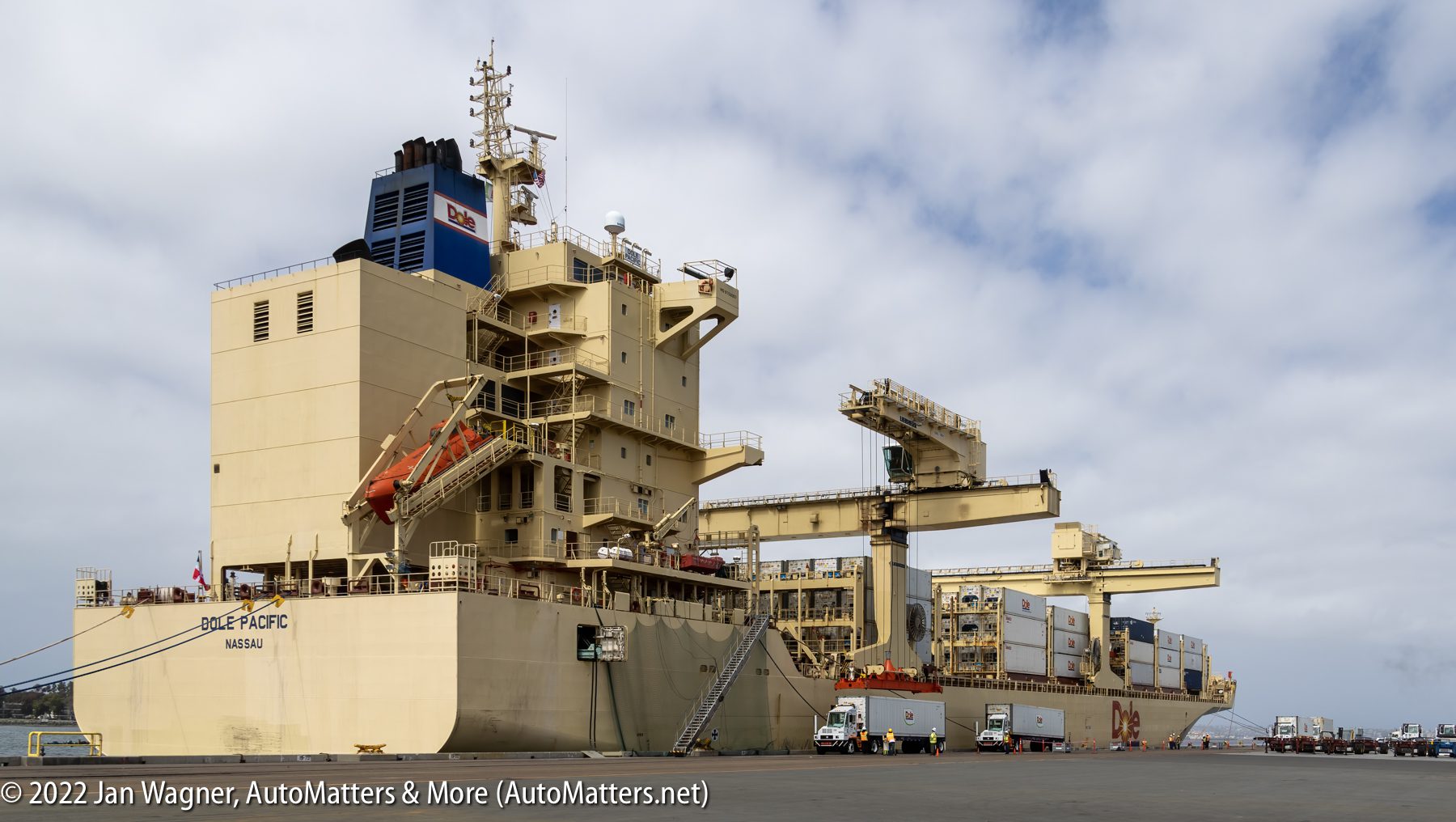 New Dole electric freight vehicles at Port of San Diego + Goodguys rods ...
