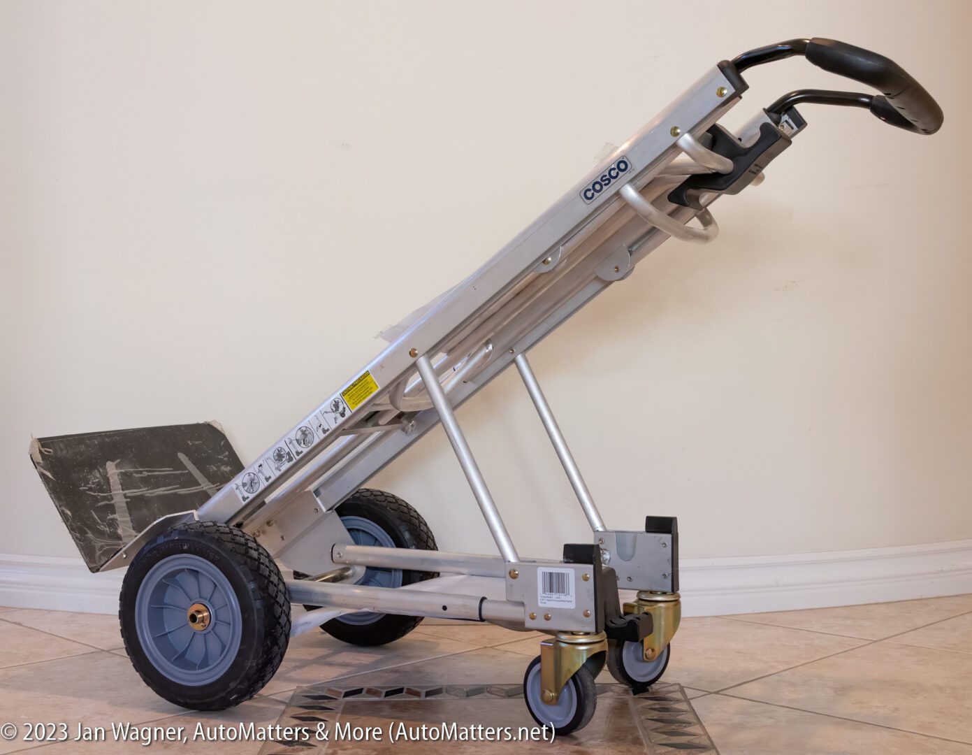 Compact COSCO cart makes hauling luggage to your hotel room easy (plus ...