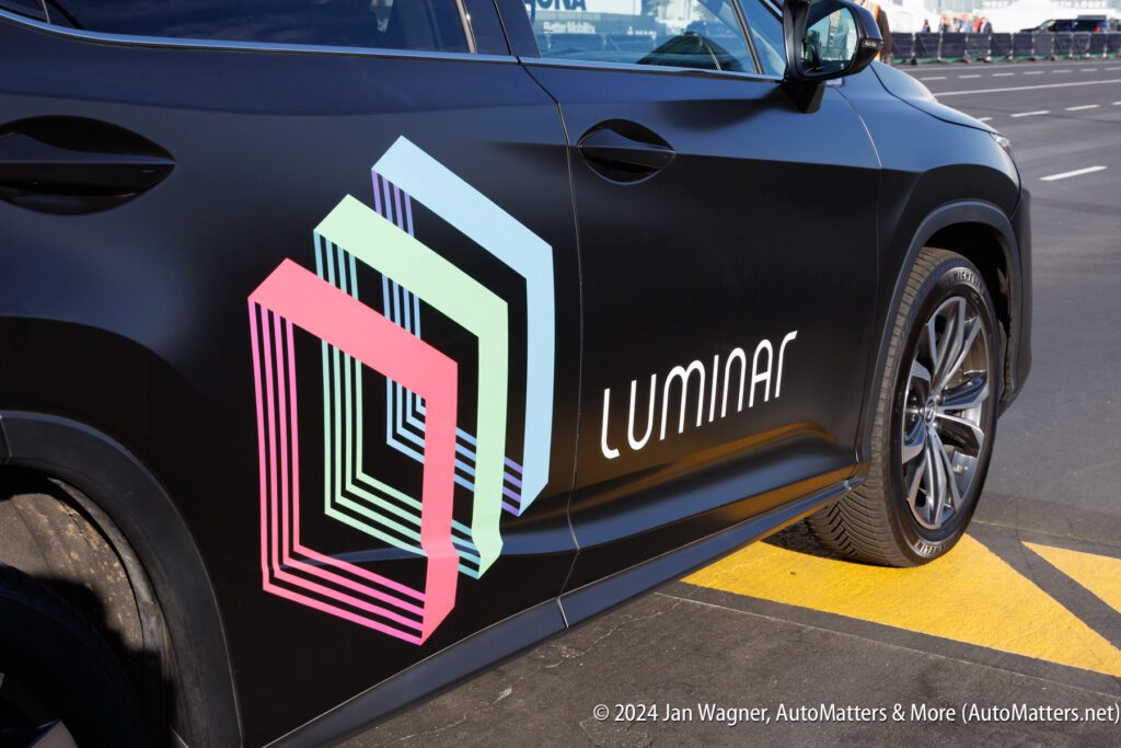 Luminar demonstrates lidar-powered automatic emergency steering at CES ...