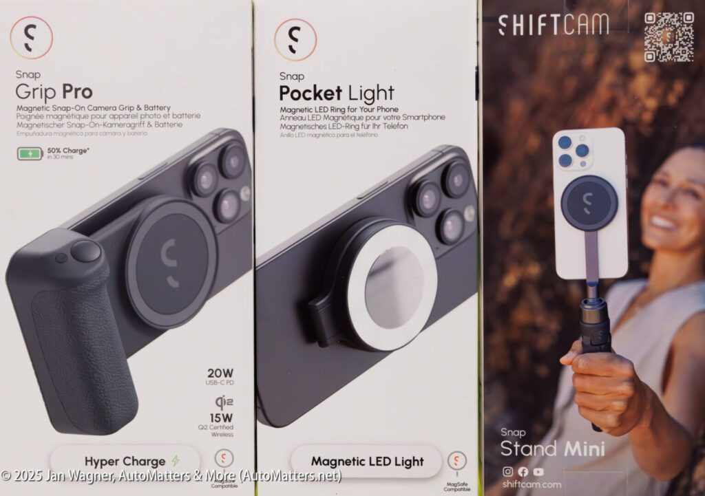 Add a camera grip & shutter button to your cell phone with SnapGrip Pro ...